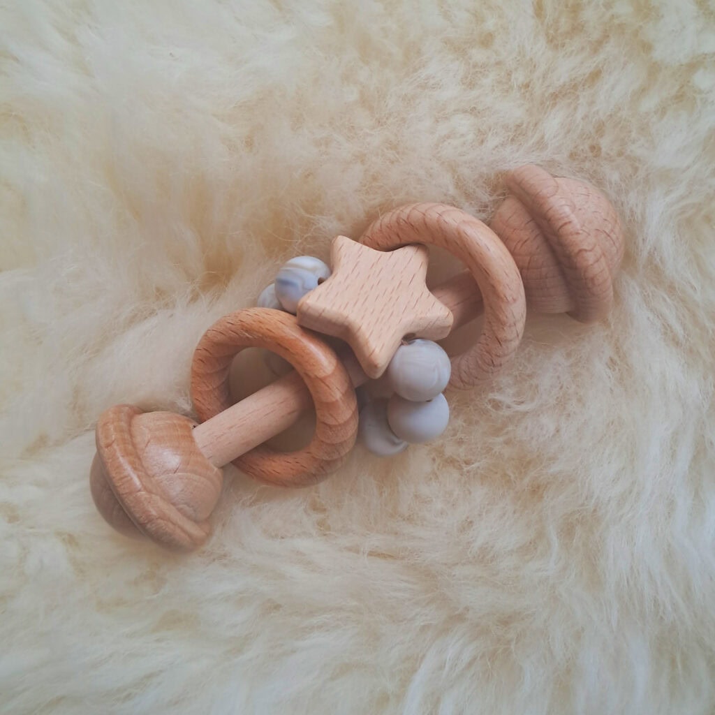 Wooden Ring Rattle in Natural Wood